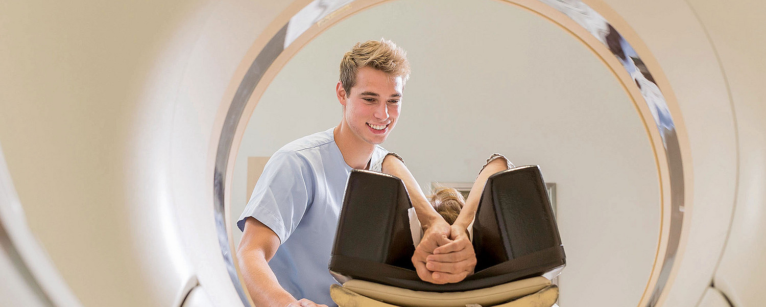 Radiology degree | Your Bachelor's degree | FH Salzburg