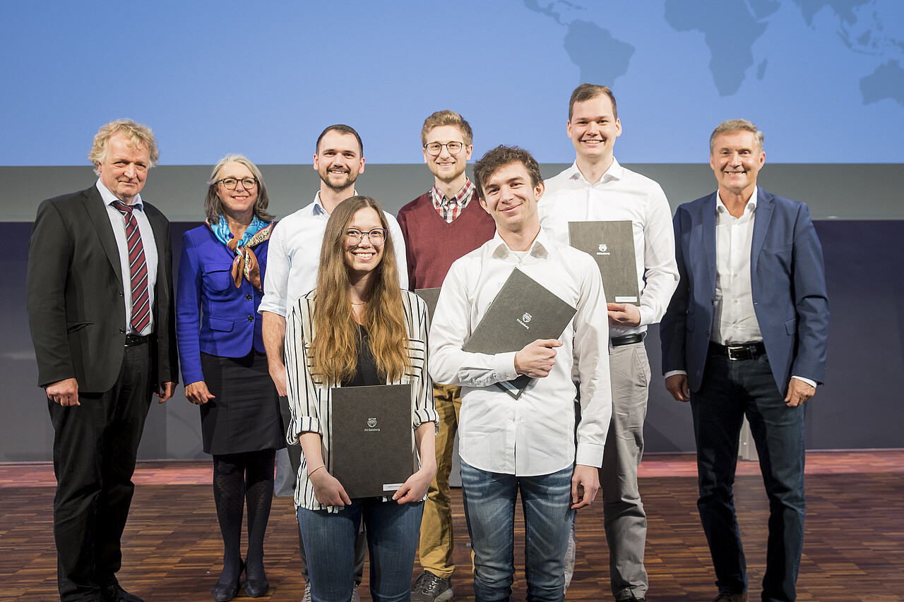 WKS Technik- und Leistungsstipendien für FH Salzburg Studierende | FH Salzburg