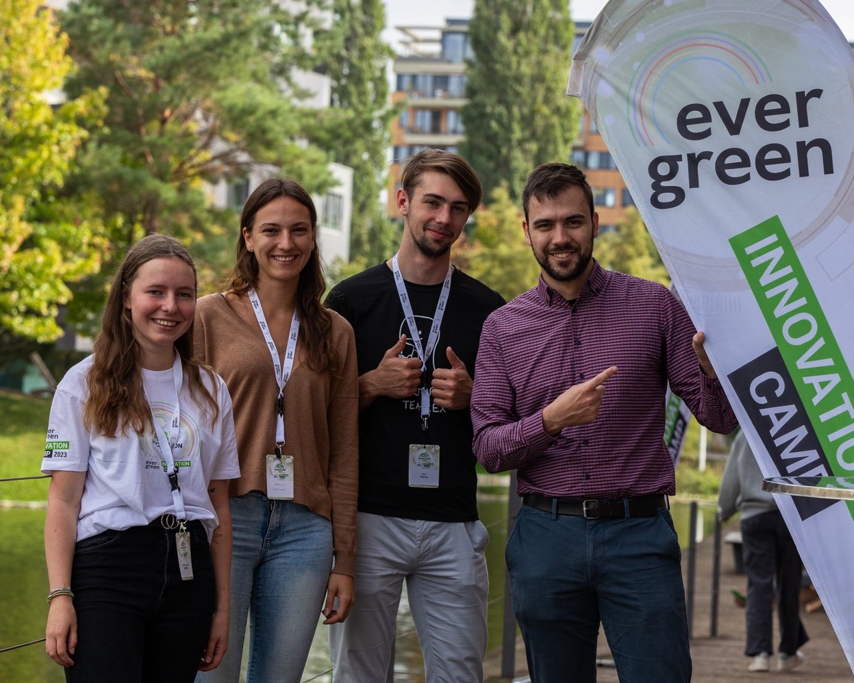 Innovationsgeist unter Druck: Studierende beim Evergreen Innovation ...